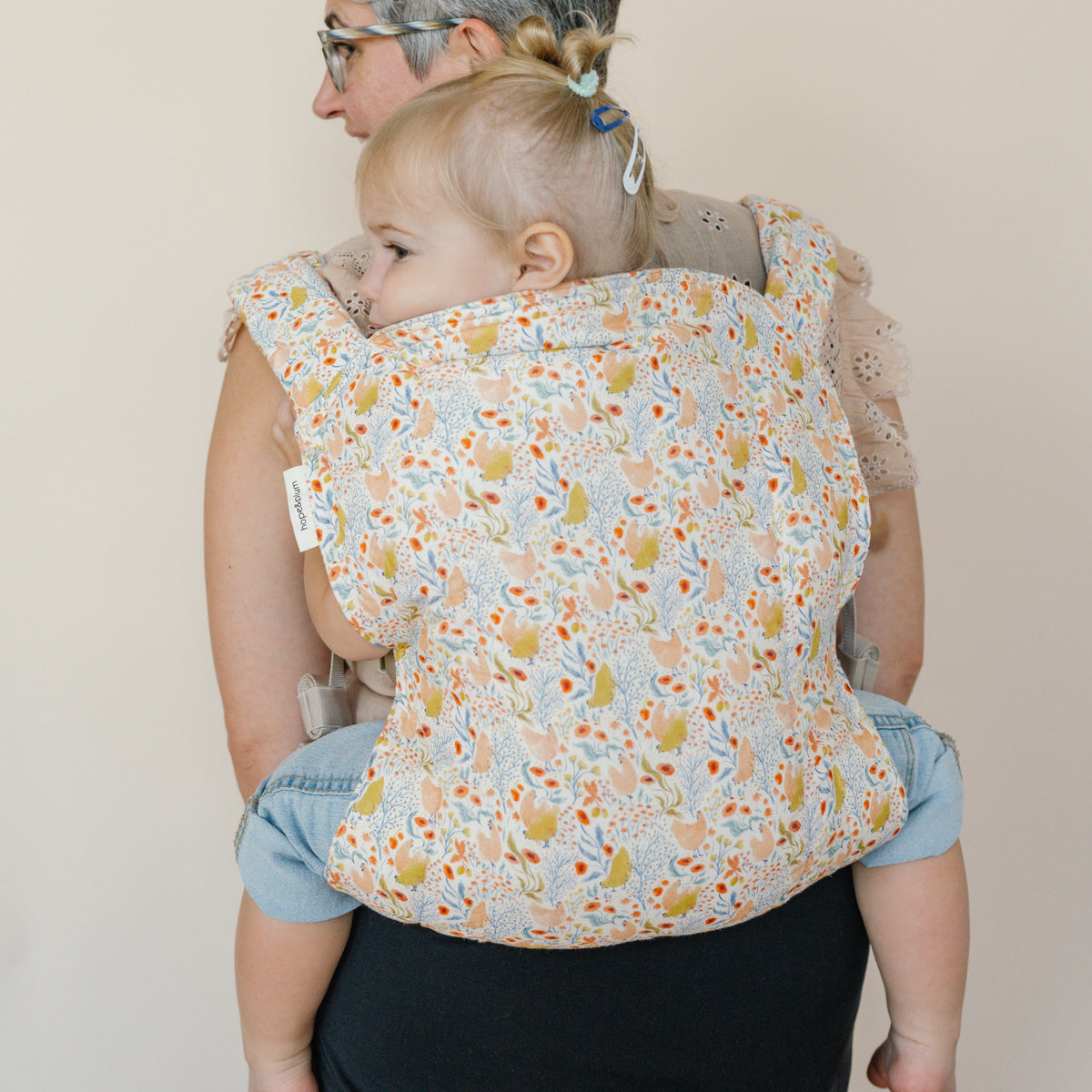 Lark Baby Carrier | Ergonomic Soft Carrier | hope&plum